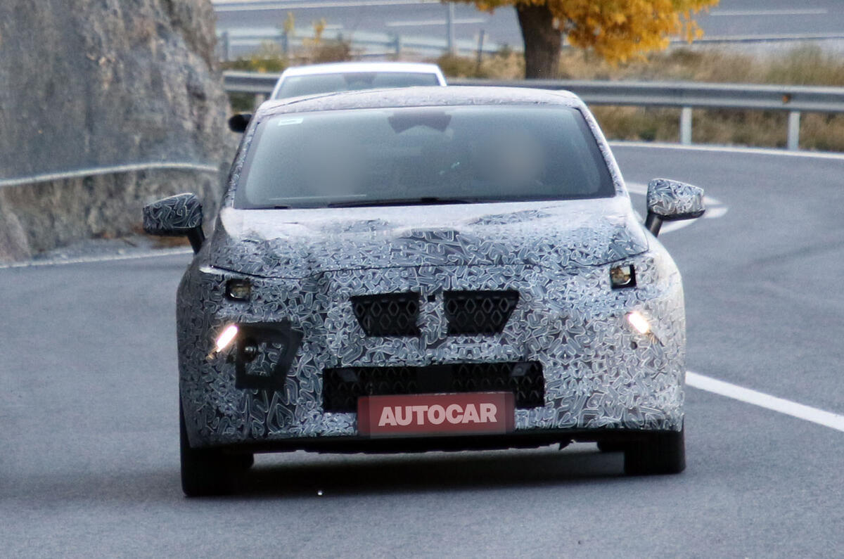 新一代雷诺Clio首度曝光，将全面采用混合动力 - 汽车资讯 - 直播看车